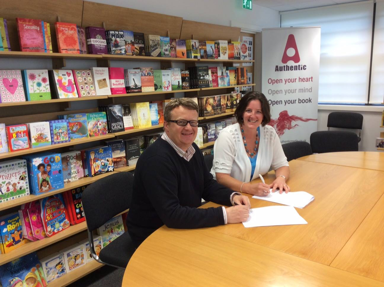 Behind the Scenes: The First Draft of Finding Myself in Britain – Amy ...